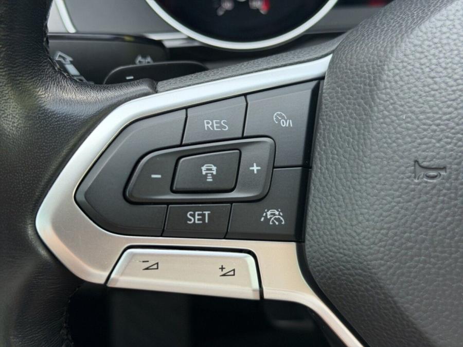 Volkswagen Passat 2020 in Parnu, with an engine capacity of 1.50 L and mileage of 93 thousand km for 21900 €, photo 21 on AUTOMOTO.COM.LV