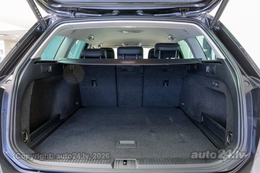 Volkswagen Passat 2022 in Johvi, with an engine capacity of 2.00 L and mileage of 160 thousand km for 23500 €, photo 11 on AUTOMOTO.COM.LV