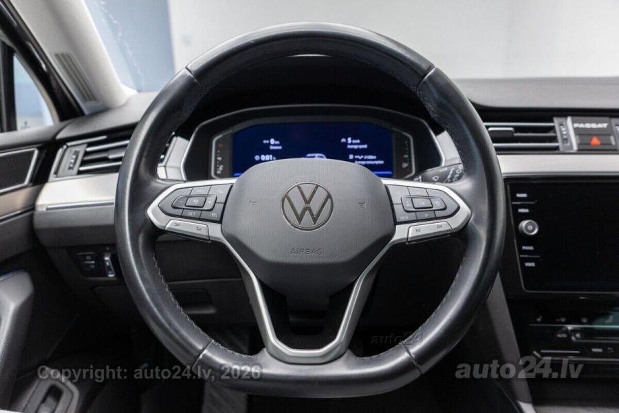 Volkswagen Passat 2022 in Johvi, with an engine capacity of 2.00 L and mileage of 160 thousand km for 23500 €, photo 16 on AUTOMOTO.COM.LV