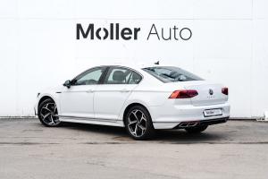 Volkswagen Passat 2022 in Riga, with an engine capacity of 2.00 L and mileage of 62 thousand km for 26500 €, photo 3 on AUTOMOTO.COM.LV