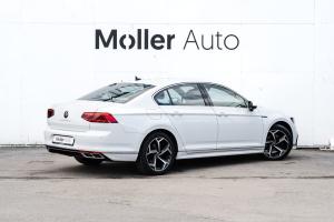 Volkswagen Passat 2022 in Riga, with an engine capacity of 2.00 L and mileage of 62 thousand km for 26500 €, photo 4 on AUTOMOTO.COM.LV