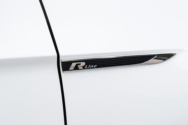 Volkswagen Passat 2022 in Riga, with an engine capacity of 2.00 L and mileage of 62 thousand km for 26500 €, photo 5 on AUTOMOTO.COM.LV