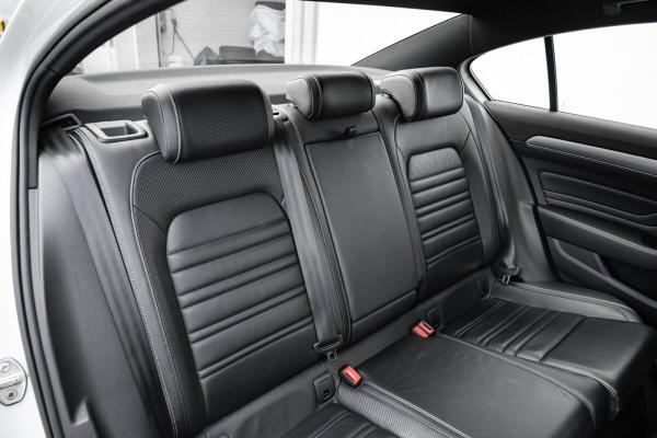 Volkswagen Passat 2022 in Riga, with an engine capacity of 2.00 L and mileage of 62 thousand km for 26500 €, photo 8 on AUTOMOTO.COM.LV