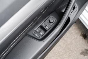 Volkswagen Passat 2022 in Riga, with an engine capacity of 2.00 L and mileage of 62 thousand km for 26500 €, photo 10 on AUTOMOTO.COM.LV