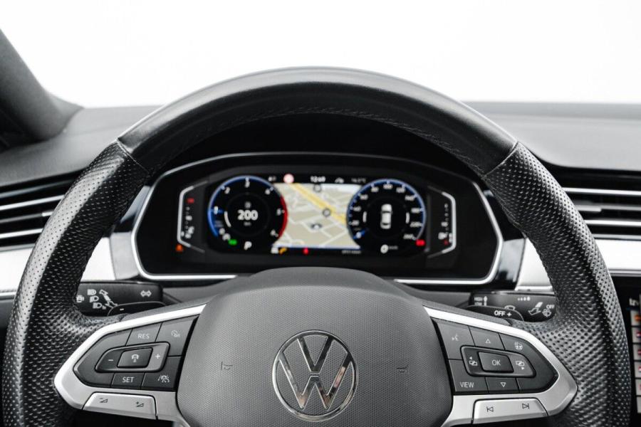 Volkswagen Passat 2022 in Riga, with an engine capacity of 2.00 L and mileage of 62 thousand km for 26500 €, photo 19 on AUTOMOTO.COM.LV