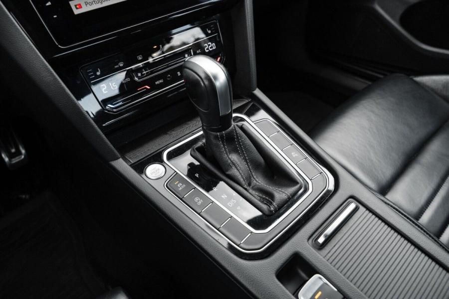 Volkswagen Passat 2022 in Riga, with an engine capacity of 2.00 L and mileage of 62 thousand km for 26500 €, photo 20 on AUTOMOTO.COM.LV