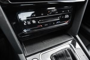 Volkswagen Passat 2022 in Riga, with an engine capacity of 2.00 L and mileage of 62 thousand km for 26500 €, photo 21 on AUTOMOTO.COM.LV