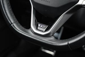 Volkswagen Passat 2022 in Riga, with an engine capacity of 2.00 L and mileage of 62 thousand km for 26500 €, photo 34 on AUTOMOTO.COM.LV