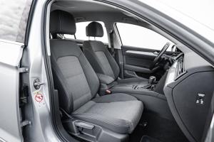 Volkswagen Passat 2022 in Riga, with an engine capacity of 2.00 L and mileage of 136 thousand km for 18050 €, photo 8 on AUTOMOTO.COM.LV