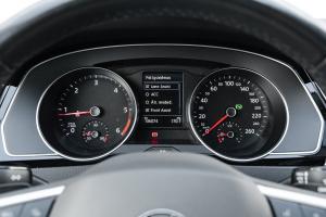 Volkswagen Passat 2022 in Riga, with an engine capacity of 2.00 L and mileage of 136 thousand km for 18050 €, photo 15 on AUTOMOTO.COM.LV