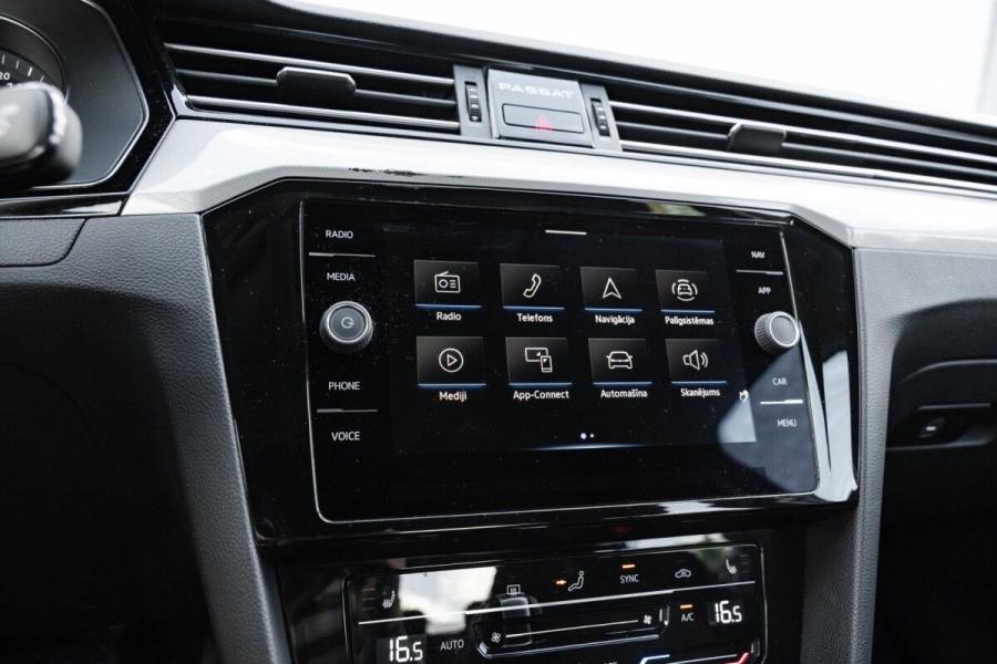 Volkswagen Passat 2022 in Riga, with an engine capacity of 2.00 L and mileage of 136 thousand km for 18050 €, photo 20 on AUTOMOTO.COM.LV