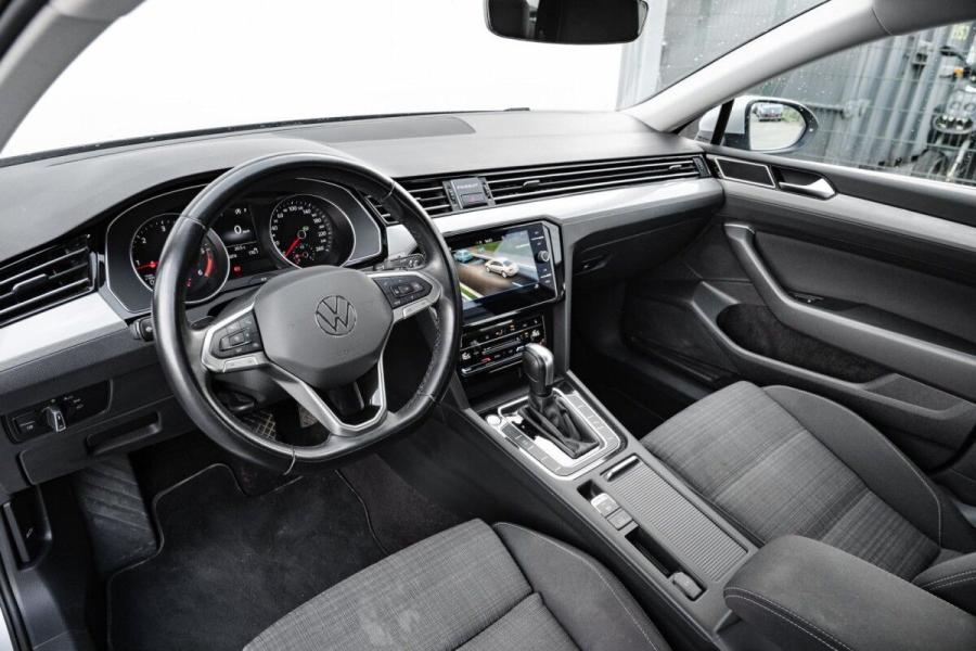 Volkswagen Passat 2022 in Riga, with an engine capacity of 2.00 L and mileage of 136 thousand km for 18050 €, photo 26 on AUTOMOTO.COM.LV