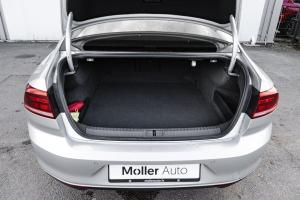 Volkswagen Passat 2022 in Riga, with an engine capacity of 2.00 L and mileage of 136 thousand km for 18050 €, photo 27 on AUTOMOTO.COM.LV