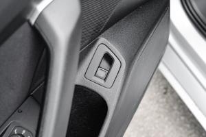 Volkswagen Passat 2022 Rīga, ar dzinēja tilpumu 2.00 L un nobraukumu 101 tūkst. km par 18200 €, foto 10 vietnē AUTOMOTO.COM.LV