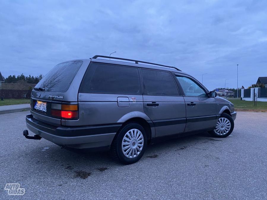 Volkswagen Passat 1991 in Salcininkai, with an engine capacity of 1.90 L and mileage of 3 thousand km for 900 €, photo 7 on AUTOMOTO.COM.LV