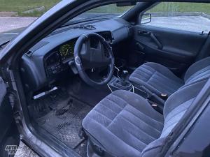 Volkswagen Passat 1991 in Salcininkai, with an engine capacity of 1.90 L and mileage of 3 thousand km for 900 €, photo 9 on AUTOMOTO.COM.LV
