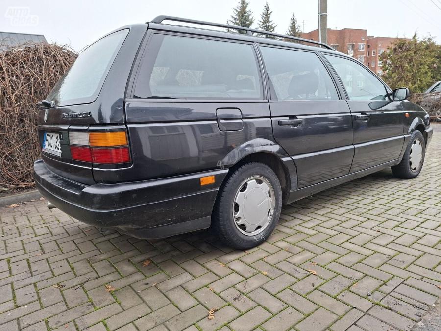 Volkswagen Passat 1992 Marijampole, ar dzinēja tilpumu 1.80 L un nobraukumu 190 tūkst. km par 1250 €, foto 3 vietnē AUTOMOTO.COM.LV