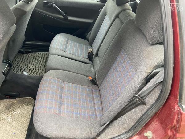 Volkswagen Passat 1992 Gargždai, ar dzinēja tilpumu 2.80 L un nobraukumu 379 tūkst. km par 2000 €, foto 8 vietnē AUTOMOTO.COM.LV