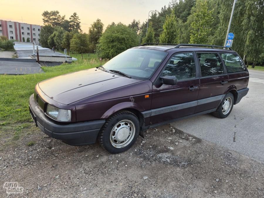 Volkswagen Passat 1993 in Anyksciai, with an engine capacity of 2.00 L and mileage of 325 thousand km for 750 €, photo 1 on AUTOMOTO.COM.LV