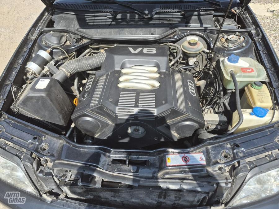 Volkswagen Passat 1993 in Anyksciai, with an engine capacity of 2.00 L and mileage of 325 thousand km for 750 €, photo 10 on AUTOMOTO.COM.LV