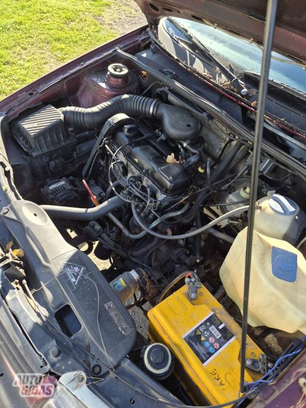Фольксваген Пассат 1993 в Аникщяй на AUTOMOTO.COM.LV Фольксваген Пассат 1993 в Аникщяй, объемом двигателя 1.80 л и пробегом 255 тыс. км за 500 €, фото 3 на AUTOMOTO.COM.LV