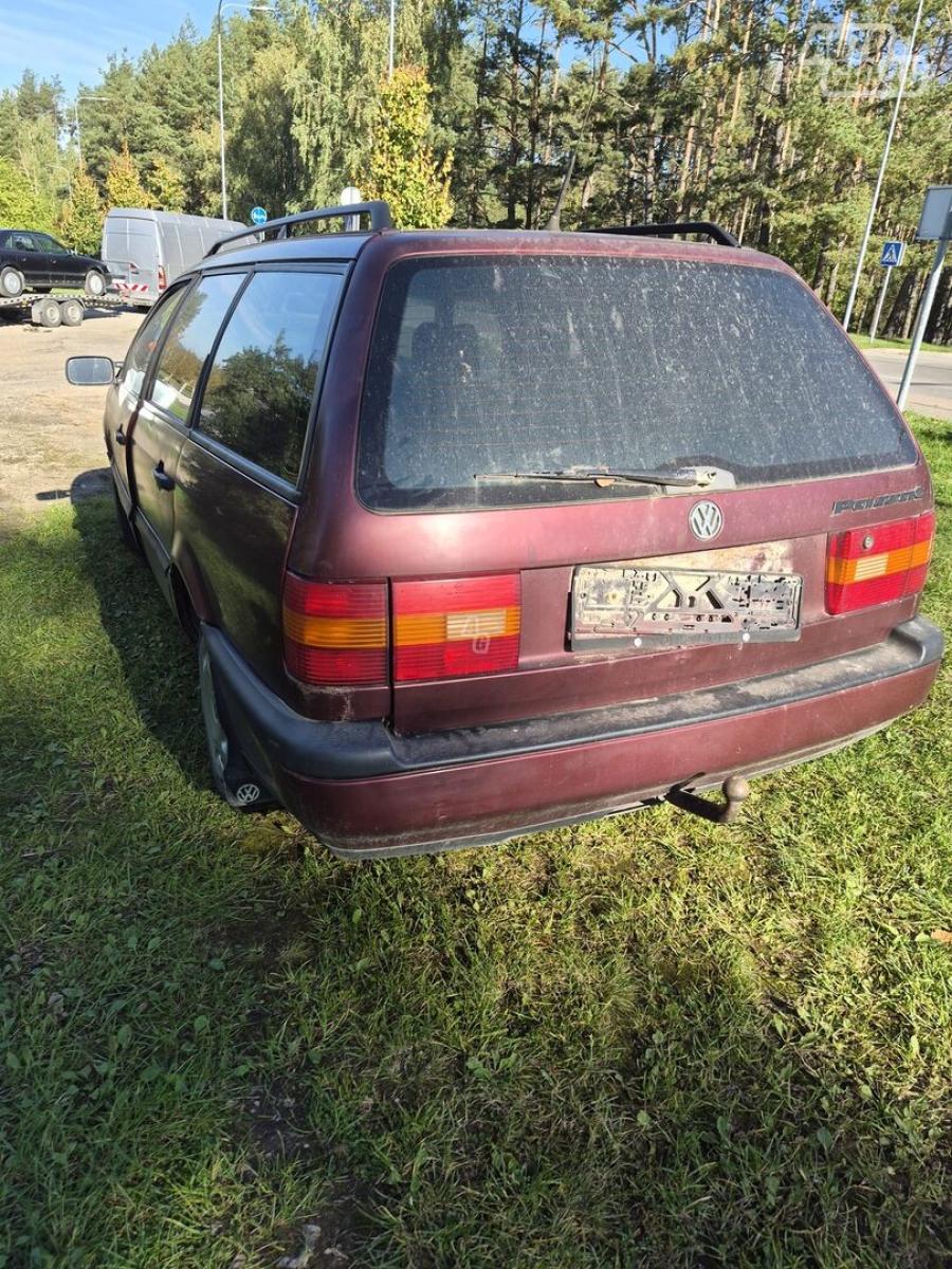 Фольксваген Пассат 1993 в Аникщяй, объемом двигателя 1.80 л и пробегом 255 тыс. км за 500 €, фото 4 на AUTOMOTO.COM.LV