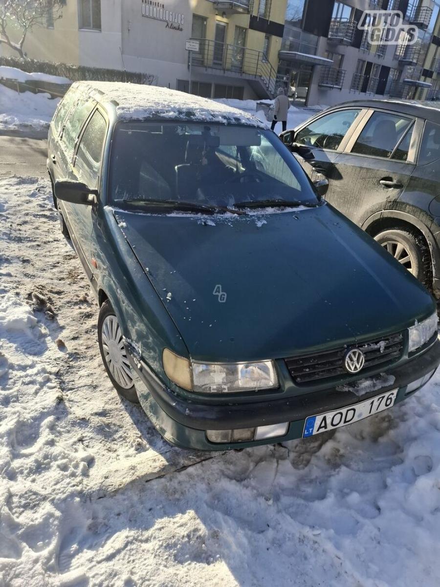 Volkswagen Passat 1994 Kauņa, ar dzinēja tilpumu 1.80 L un nobraukumu 360 tūkst. km par 850 €, foto 2 vietnē AUTOMOTO.COM.LV