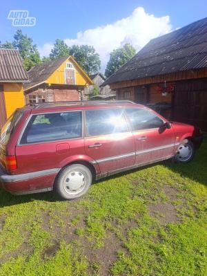 Volkswagen Passat 1994 in Varena, with an engine capacity of 1.80 L and mileage of 352 thousand km for 1300 €, photo 5 on AUTOMOTO.COM.LV