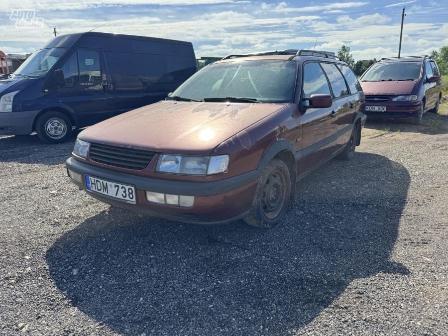 Volkswagen Passat 1994 Kauņa, ar dzinēja tilpumu 1.90 L un nobraukumu 1 tūkst. km par 1000 €, foto 4 vietnē AUTOMOTO.COM.LV