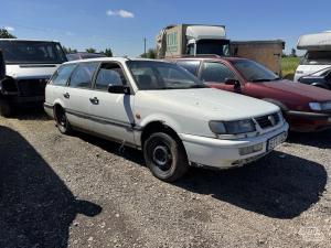 Volkswagen Passat 1994 Kauņa, ar dzinēja tilpumu 1.90 L un nobraukumu 1 tūkst. km par 1000 €, foto 12 vietnē AUTOMOTO.COM.LV
