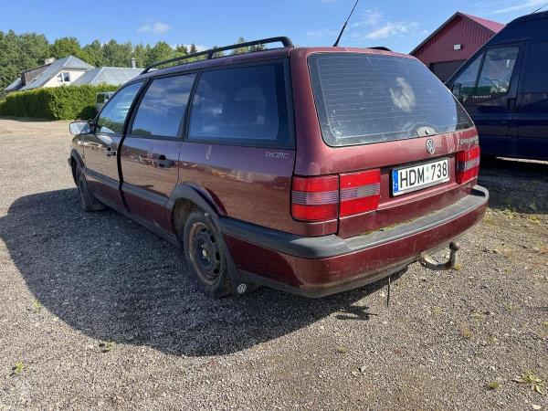 Volkswagen Passat 1994 Kauņa, ar dzinēja tilpumu 1.90 L un nobraukumu 1 tūkst. km par 950 €, foto 4 vietnē AUTOMOTO.COM.LV