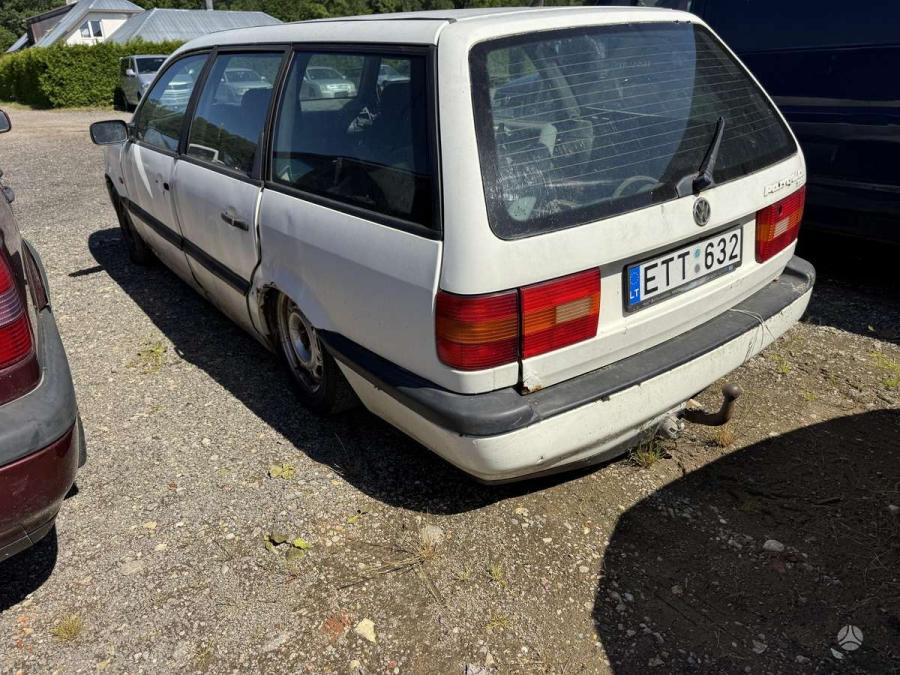 Volkswagen Passat 1994 in Kaunas, with an engine capacity of 1.90 L and mileage of 1 thousand km for 950 €, photo 14 on AUTOMOTO.COM.LV