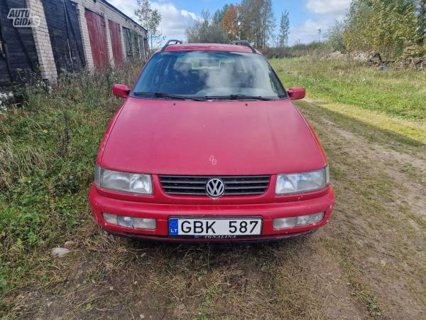 Volkswagen Passat 1994 Ignalina, ar dzinēja tilpumu 1.90 L un nobraukumu 432 tūkst. km par 450 €, foto 3 vietnē AUTOMOTO.COM.LV