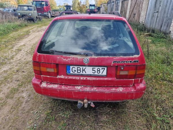 Volkswagen Passat 1994 Ignalina, ar dzinēja tilpumu 1.90 L un nobraukumu 432 tūkst. km par 450 €, foto 7 vietnē AUTOMOTO.COM.LV