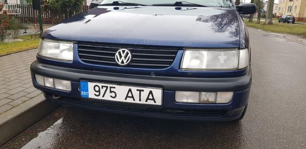 Volkswagen Passat 1995 Panevēža, ar dzinēja tilpumu 1.80 L un nobraukumu 250 tūkst. km par 600 €, foto 1 vietnē AUTOMOTO.COM.LV