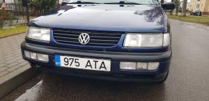 Volkswagen Passat 1995 Panevēža, ar dzinēja tilpumu 1.80 L un nobraukumu 250 tūkst. km par 600 €, foto  vietnē AUTOMOTO.COM.LV