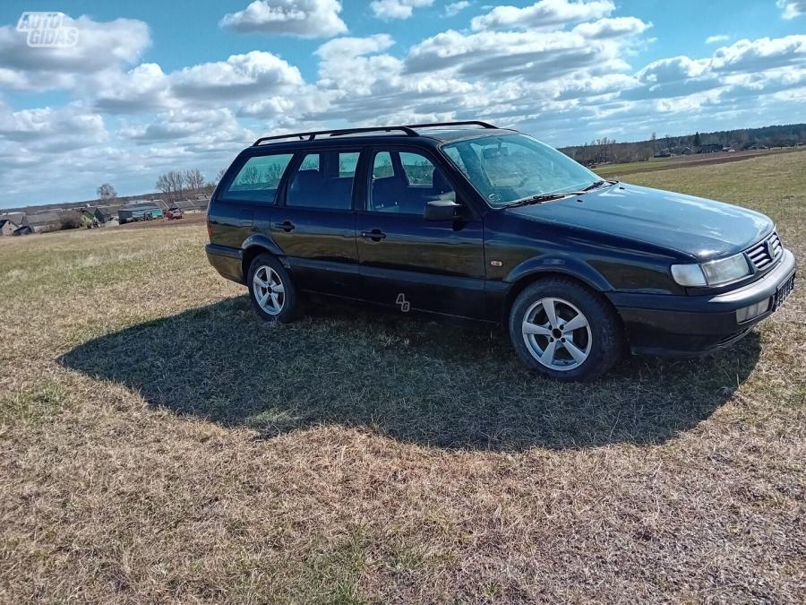 Volkswagen Passat 1995 in Lazdijai, with an engine capacity of 1.90 L and mileage of 4 thousand km for 800 €, photo 5 on AUTOMOTO.COM.LV