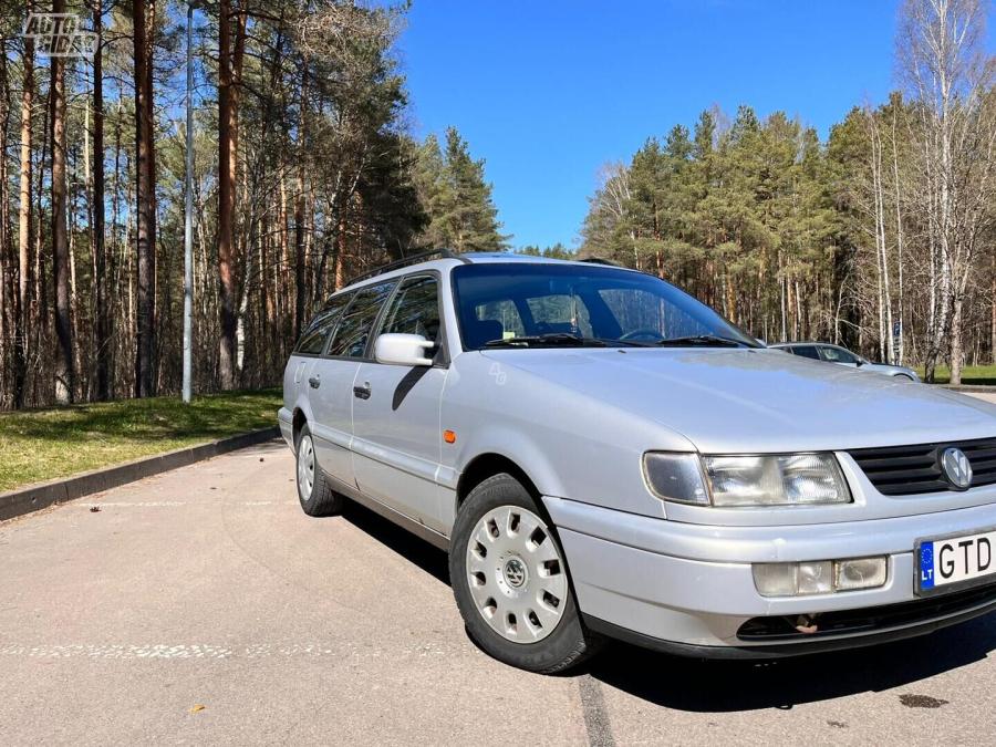 Volkswagen Passat 1995 Visaginas, ar dzinēja tilpumu 1.80 L un nobraukumu 330 tūkst. km par 1000 €, foto 7 vietnē AUTOMOTO.COM.LV
