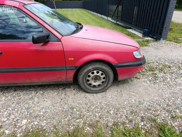 Volkswagen Passat 1995 in Marijampole, with an engine capacity of 1.80 L and mileage of 310 thousand km for 525 €, photo 3 on AUTOMOTO.COM.LV