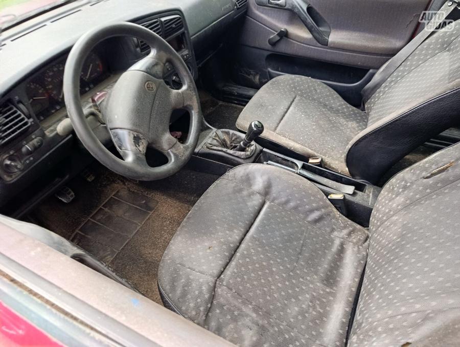 Фольксваген Пассат 1995 в Мариямполе, объемом двигателя 1.80 л и пробегом 310 тыс. км за 525 €, фото 6 на AUTOMOTO.COM.LV