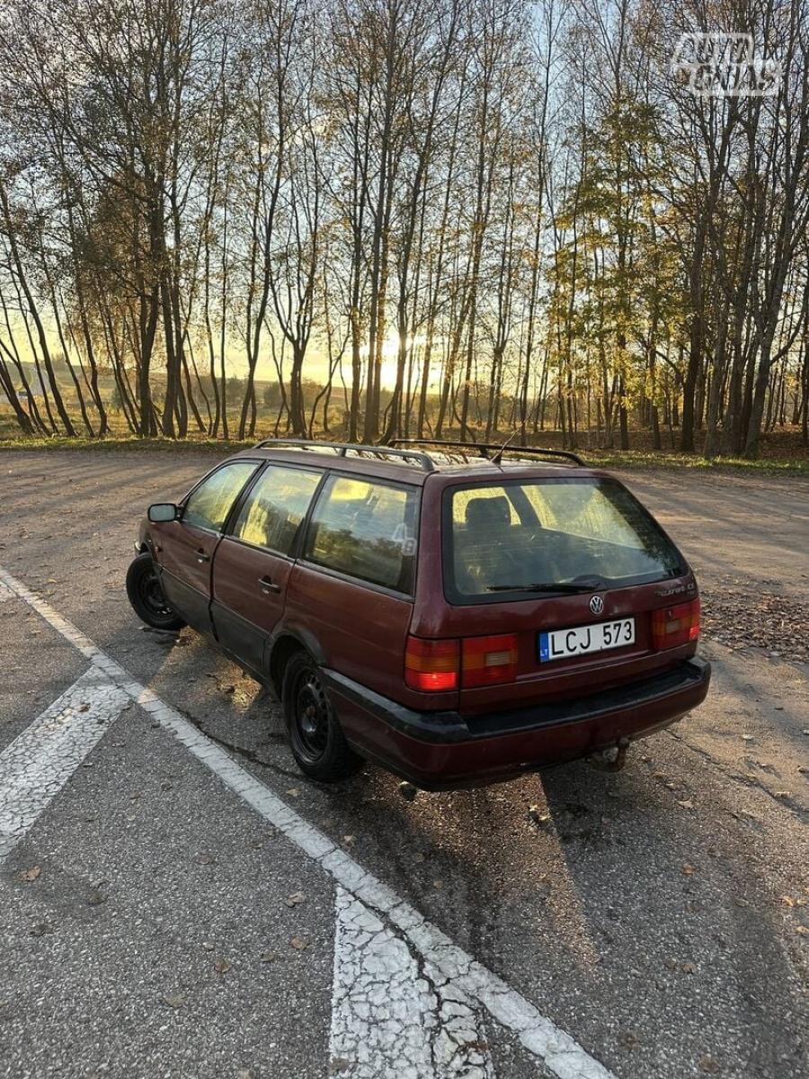 Volkswagen Passat 1995 Viļņa, ar dzinēja tilpumu 1.90 L un nobraukumu 350 tūkst. km par 1000 €, foto 6 vietnē AUTOMOTO.COM.LV