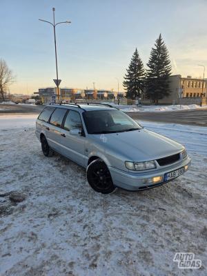 Volkswagen Passat 1996 Šauļi, ar dzinēja tilpumu 2.00 L un nobraukumu 267 tūkst. km par 1050 €, foto 3 vietnē AUTOMOTO.COM.LV