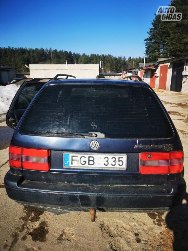 Volkswagen Passat 1996 Visaginas, ar dzinēja tilpumu 1.90 L un nobraukumu 369 tūkst. km par 400 €, foto 3 vietnē AUTOMOTO.COM.LV