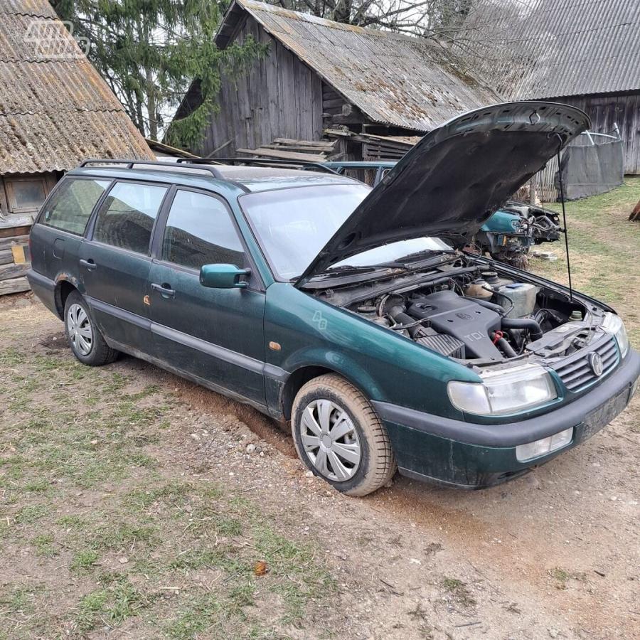 Volkswagen Passat 1996 in Alytus, with an engine capacity of 1.90 L and mileage of 333 thousand km for 350 €, photo 3 on AUTOMOTO.COM.LV