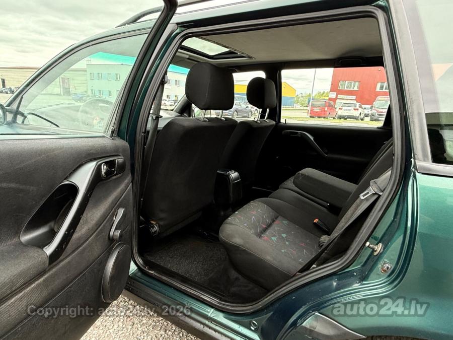 Volkswagen Passat 1996 in Tartu, with an engine capacity of 1.80 L and mileage of 176 thousand km for 449 €, photo 17 on AUTOMOTO.COM.LV