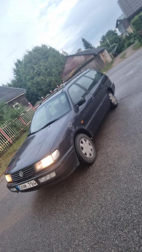 Volkswagen Passat 1996 Utena, ar dzinēja tilpumu 1.90 L un nobraukumu 420 tūkst. km par 550 €, foto 1 vietnē AUTOMOTO.COM.LV