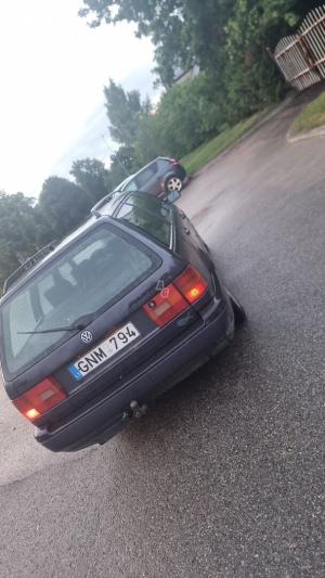 Volkswagen Passat 1996 Utena, ar dzinēja tilpumu 1.90 L un nobraukumu 420 tūkst. km par 550 €, foto 5 vietnē AUTOMOTO.COM.LV