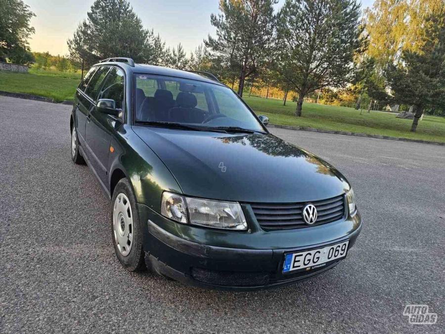 Volkswagen Passat 1997 Utena, ar dzinēja tilpumu 1.90 L un nobraukumu 400 tūkst. km par 950 €, foto 1 vietnē AUTOMOTO.COM.LV