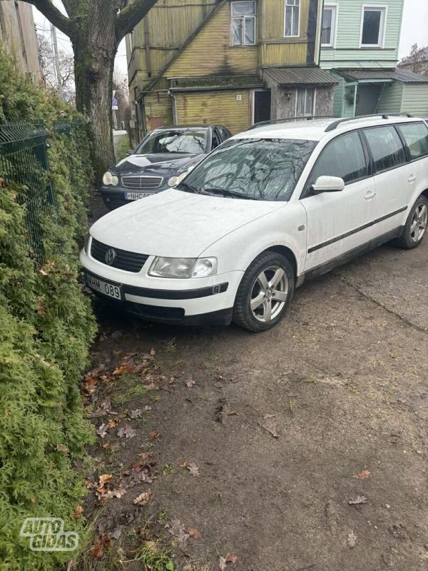 Volkswagen Passat 1998 in Klaipeda, with an engine capacity of 1.90 L and mileage of 400 thousand km for 900 €, photo 1 on AUTOMOTO.COM.LV