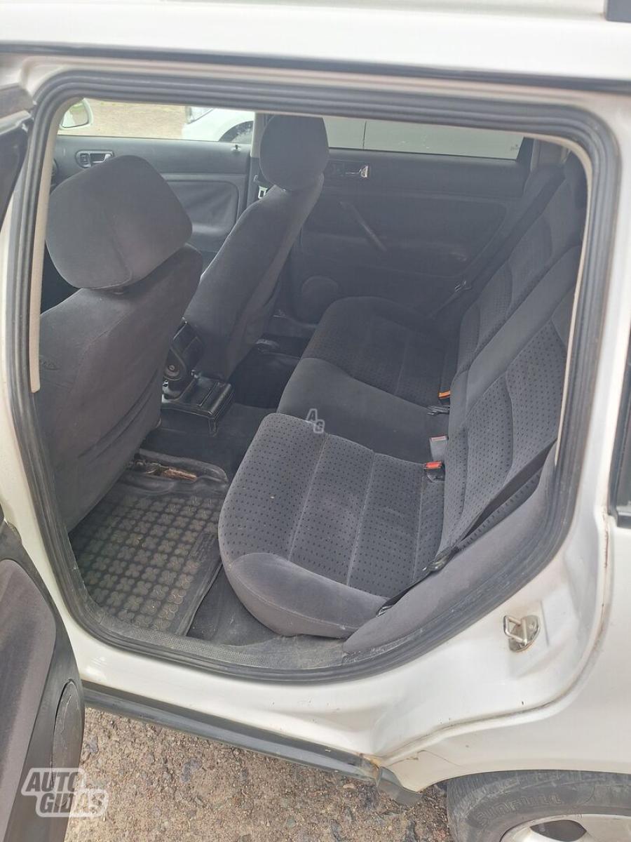 Volkswagen Passat 1998 Šilalė, ar dzinēja tilpumu 1.90 L un nobraukumu 470 tūkst. km par 1350 €, foto 8 vietnē AUTOMOTO.COM.LV